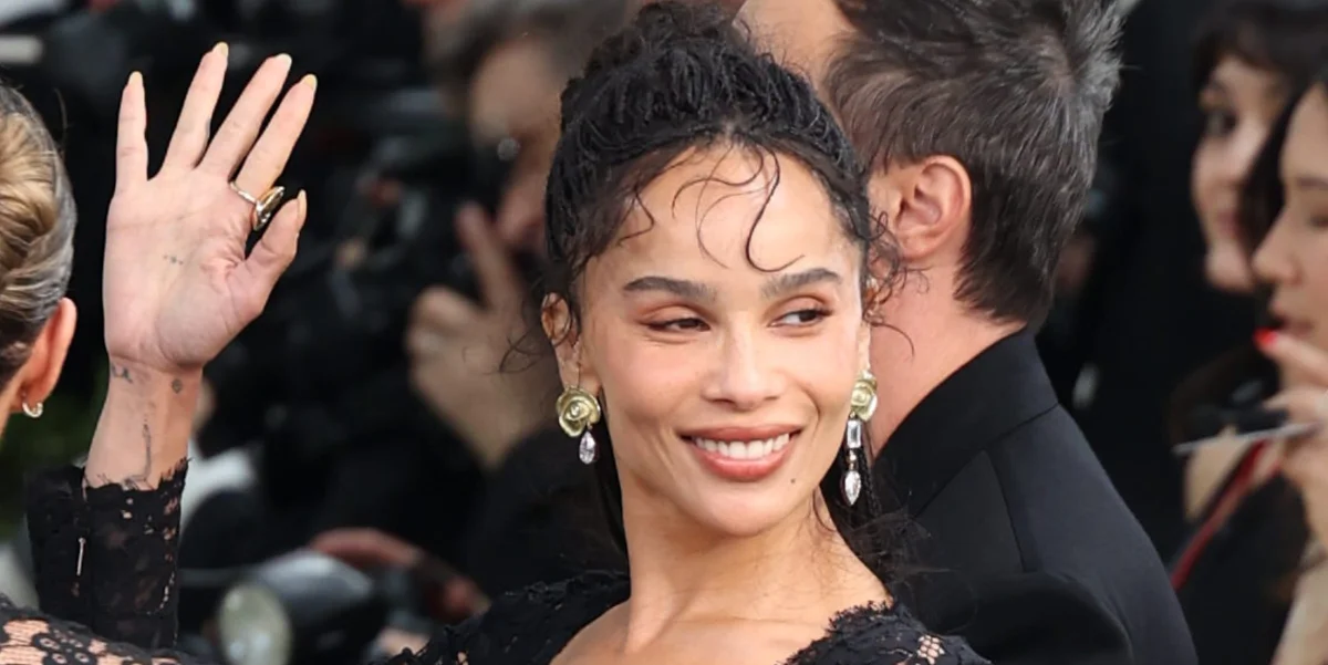 Harry Styles Tour Complaints fade as Zoë Kravitz joins Amsterdam ...