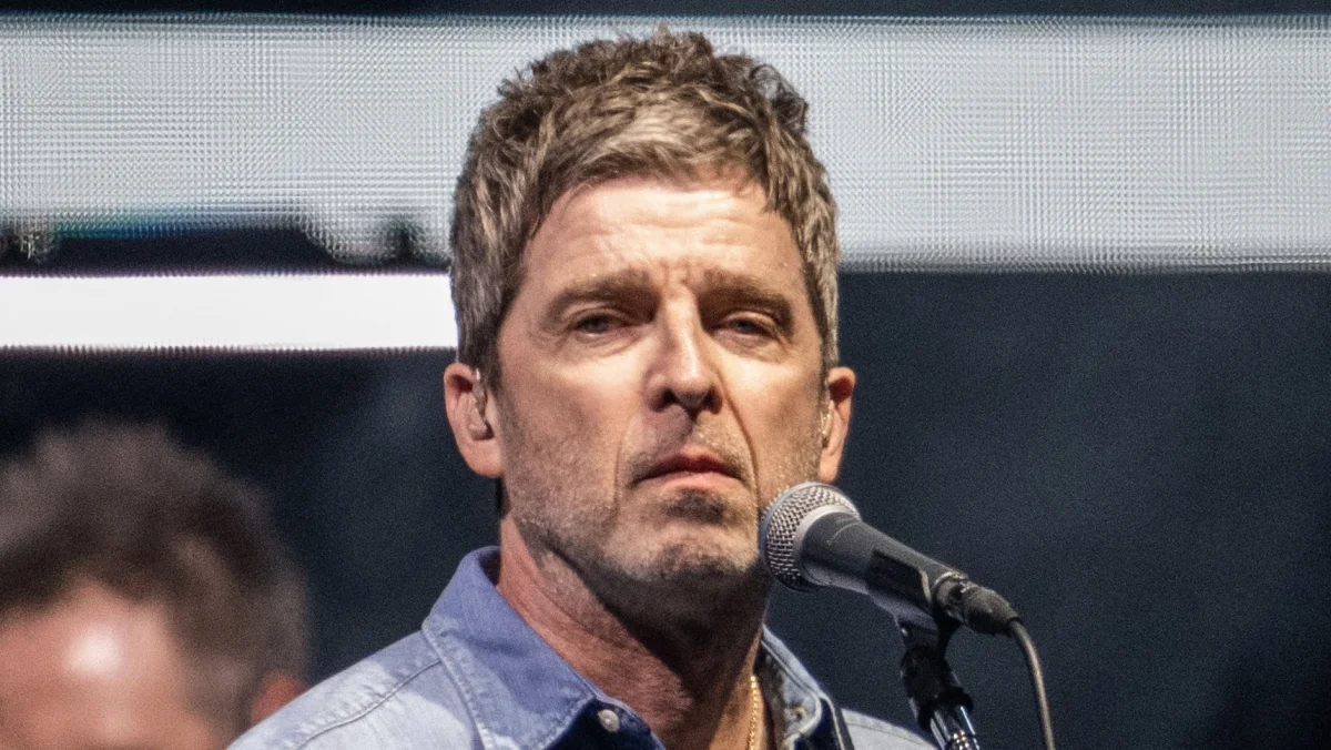 Noel Gallagher scoffs at World Cup Half Time Show as How Long Is Half ...