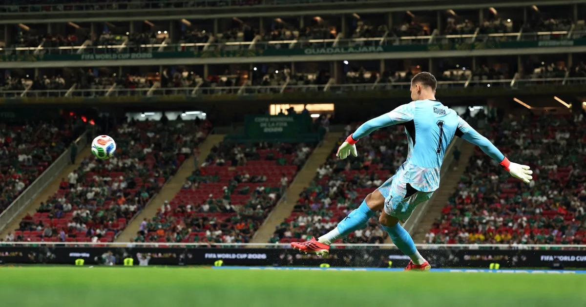 World Cup Standings: FIFA attendance math clashes with empty seats in ...